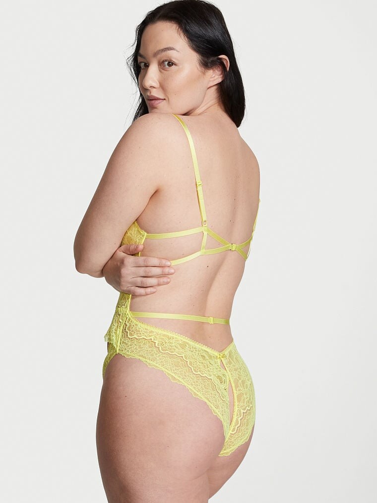 Боди Victorias Secret Very Sexy Cutout Lace Crotchless желтый купить